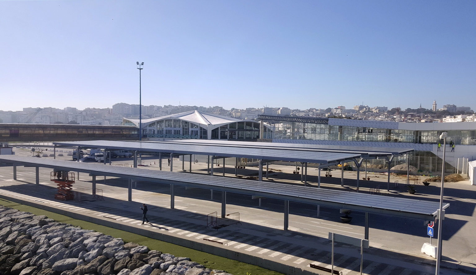 AdiWatt : Fabricant de systèmes d'intégration pour tous types de toitures